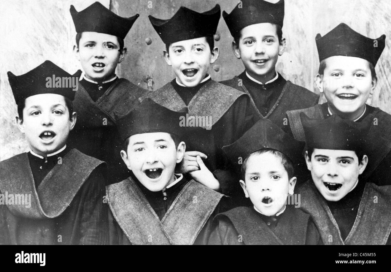 Choir robes Black and White Stock Photos & Images - Alamy