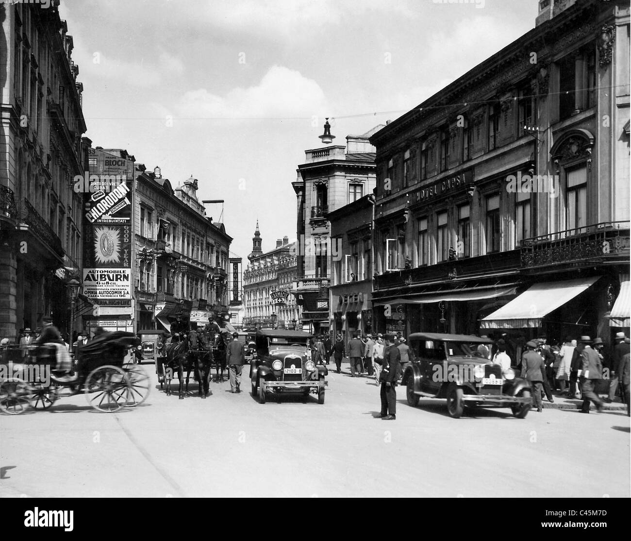 Boulevard in Bucharest Stock Photo - Alamy