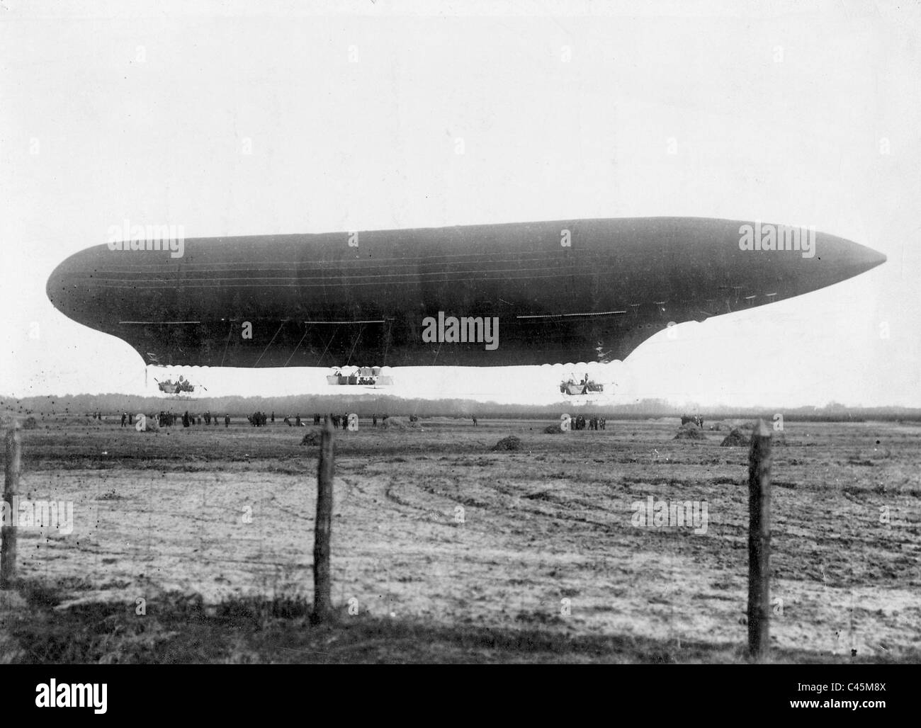 Siemens Schuckert dirigible balloon before the start, 1911 Stock Photo ...