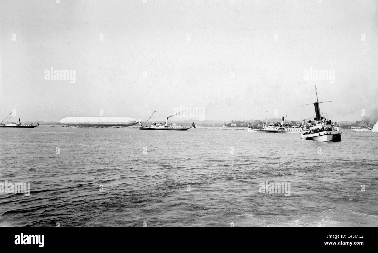 Lz 1 hi-res stock photography and images - Alamy