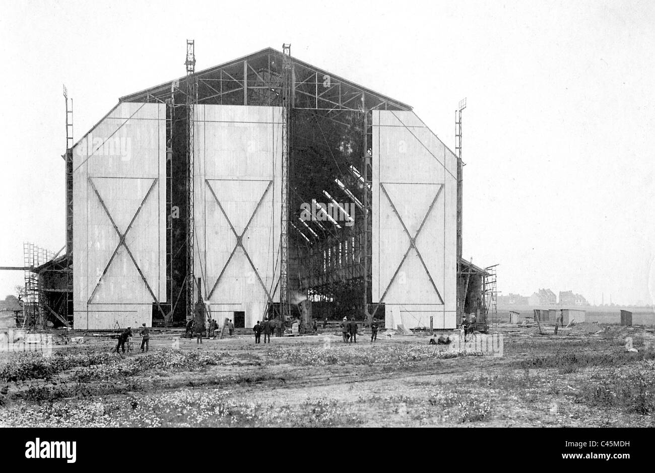 Airship hangar for the German military airship ' Z II' (LZ 5), 1909 ...