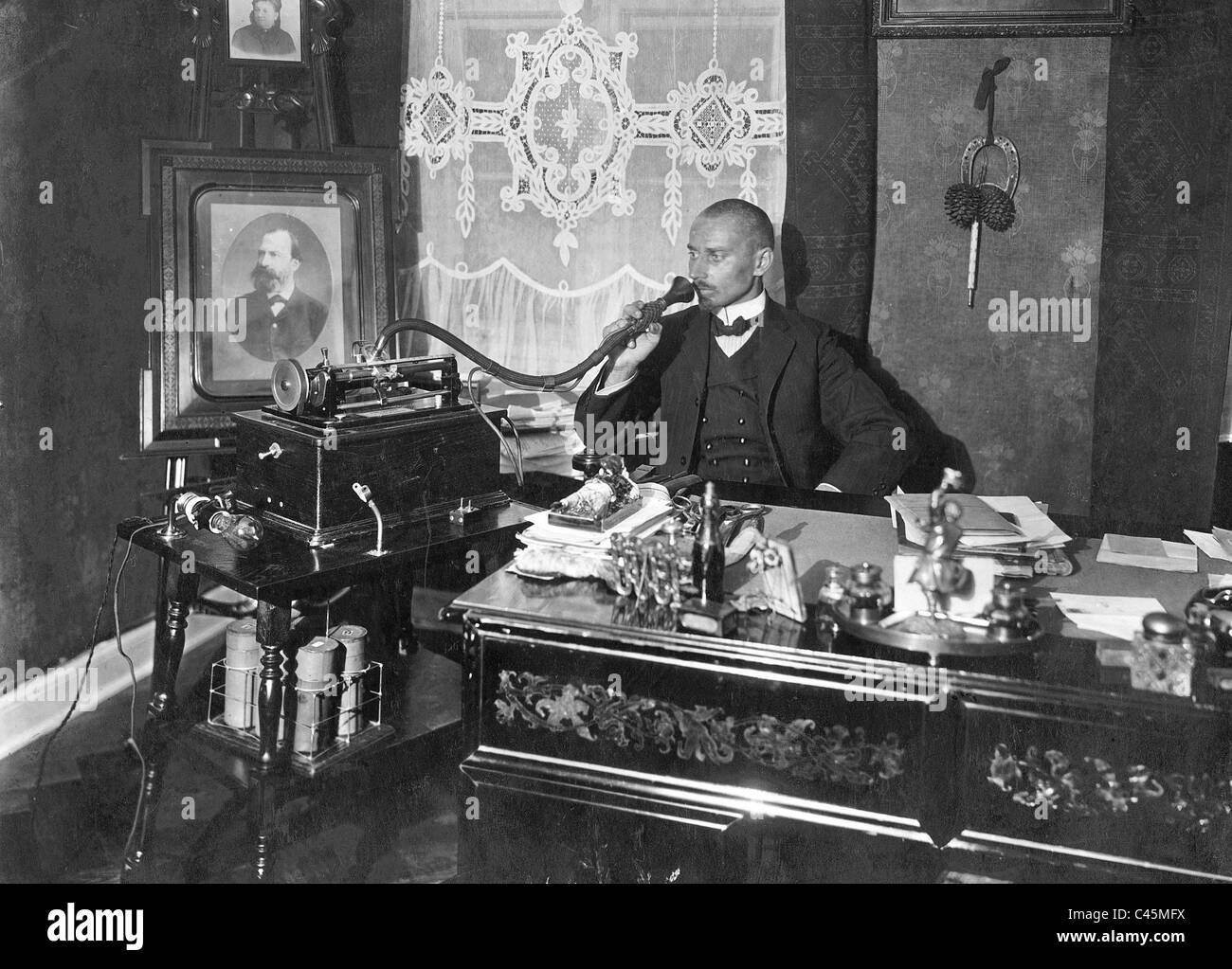 Dictating Machine High Resolution Stock Photography and Images - Alamy