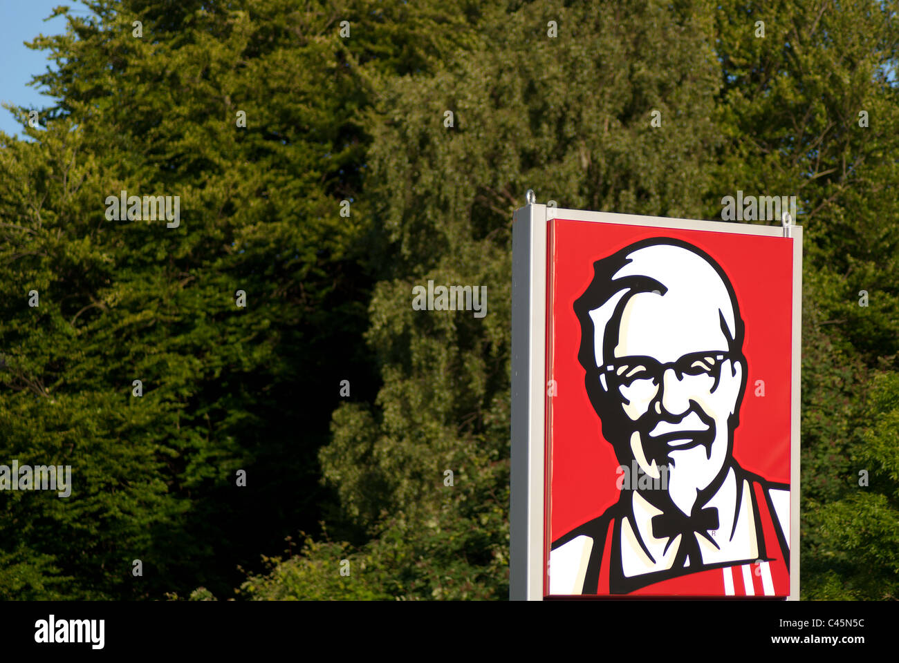 Kentucky fried chicken sign hi-res stock photography and images - Alamy