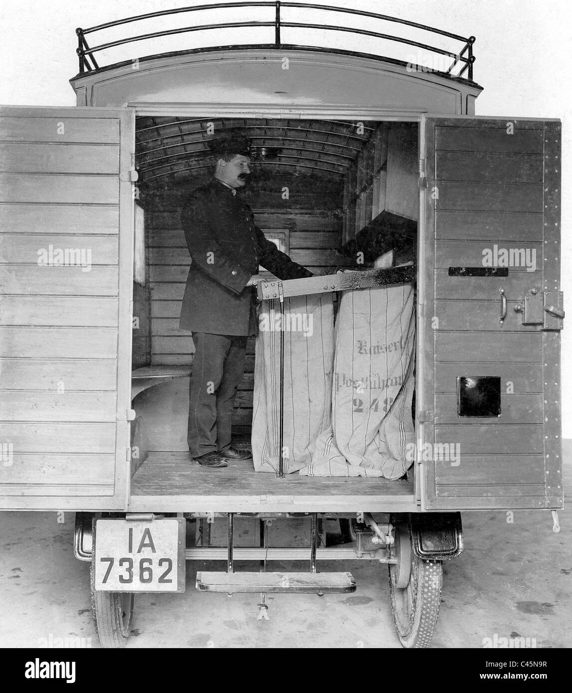 Post car 1910 Stock Photo - Alamy