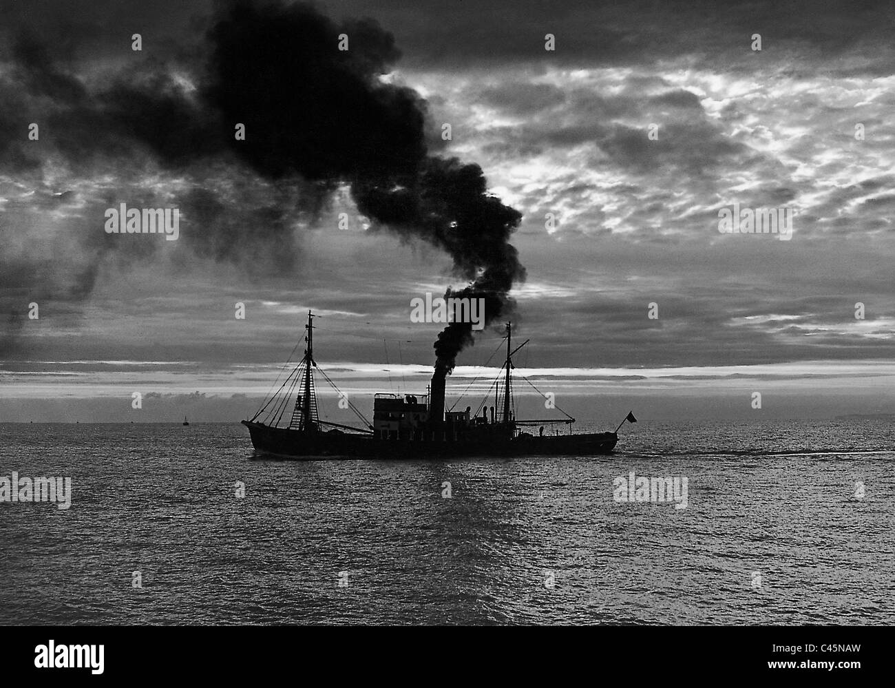 Steamer 'Walter Korte', 1938 Stock Photo - Alamy