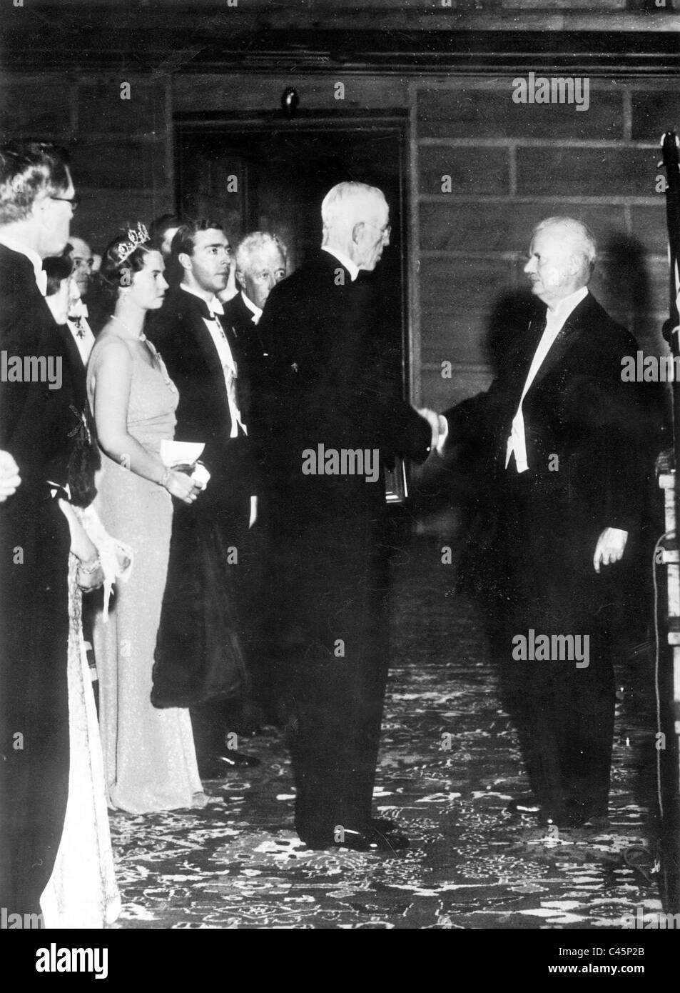 Ceremony nobel hi-res stock photography and images - Alamy