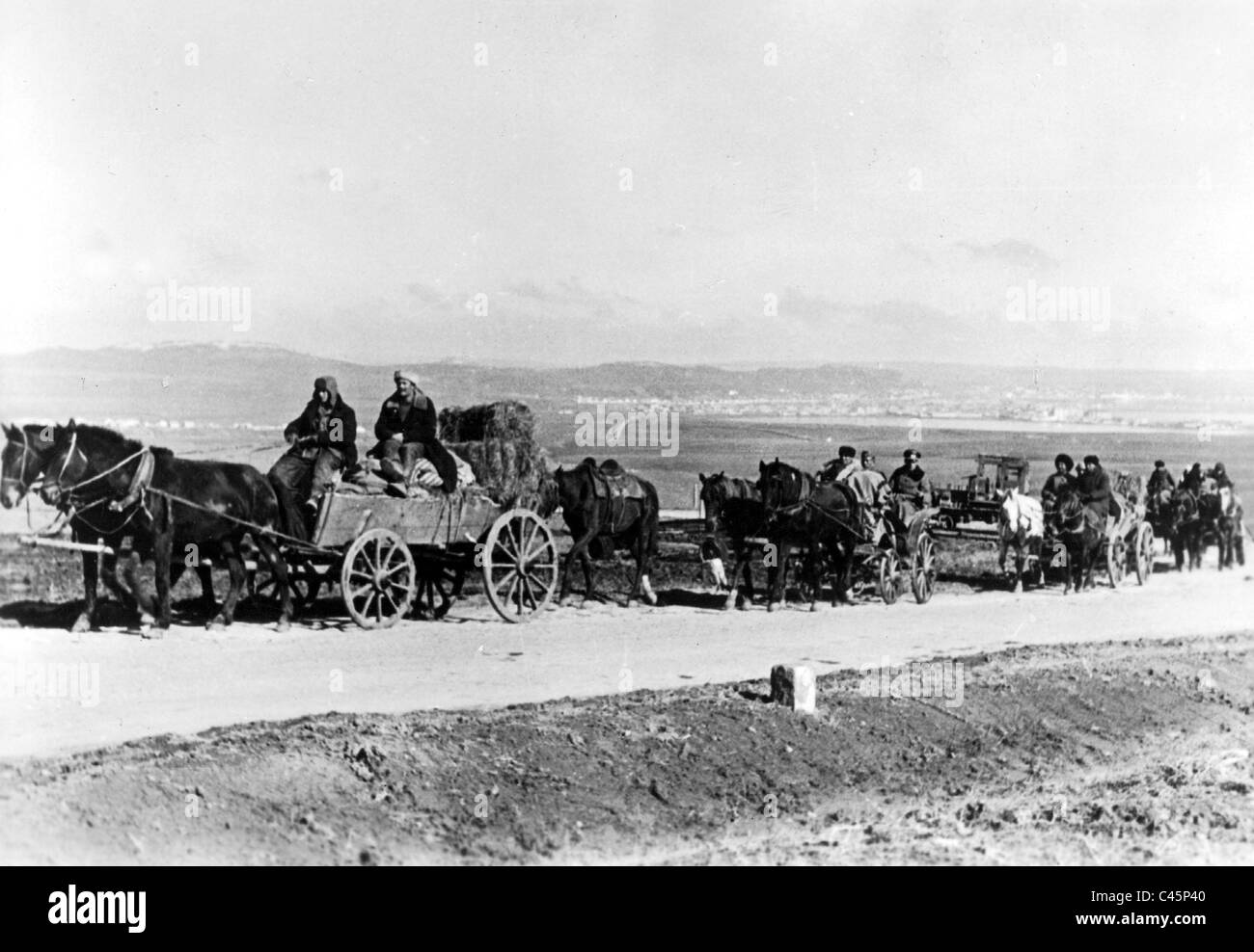 Russian Germans fleeing from the Red Army Stock Photo - Alamy