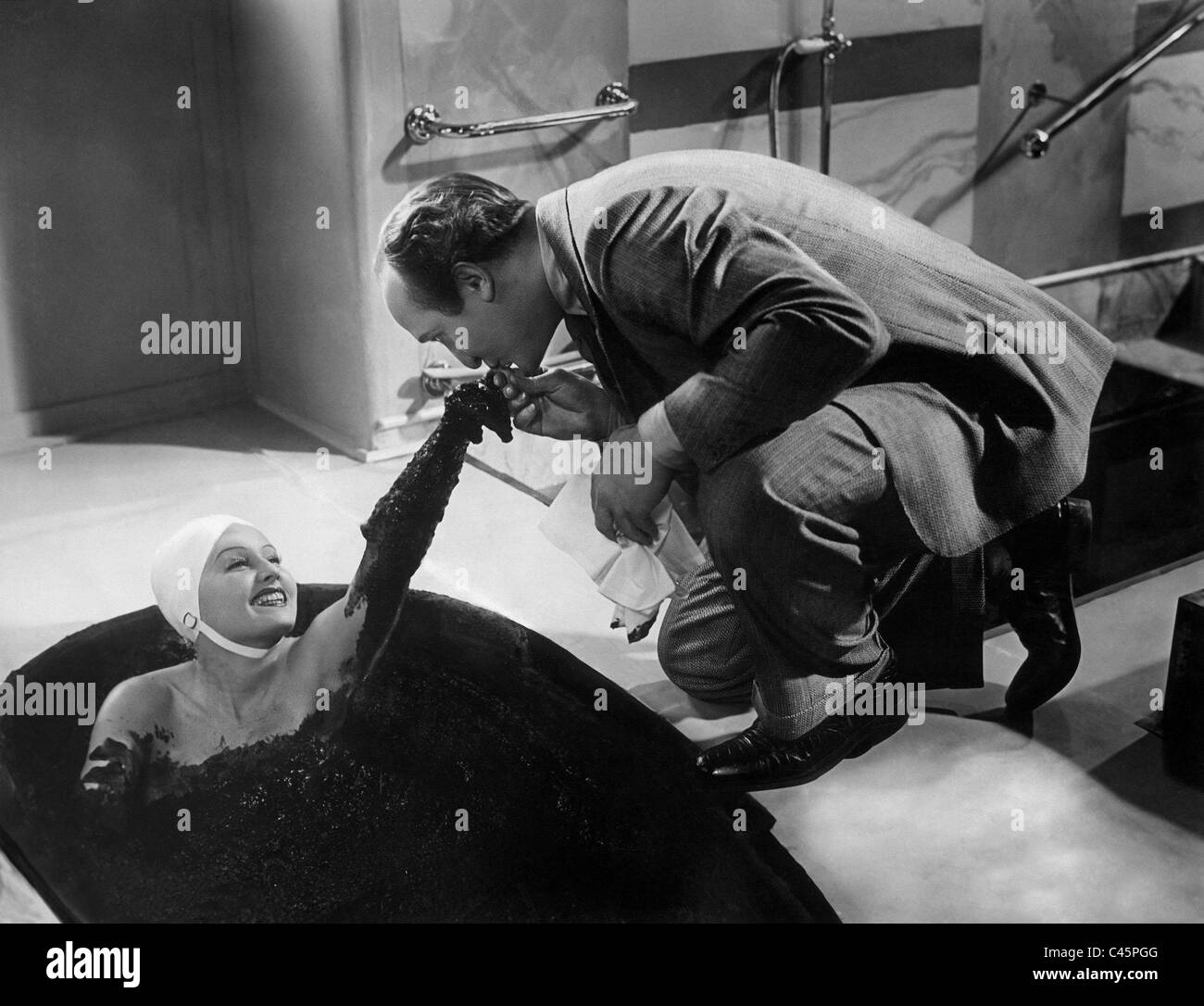 Lilian Harvey and Hans Albers in 'Quick', 1932 Stock Photo - Alamy