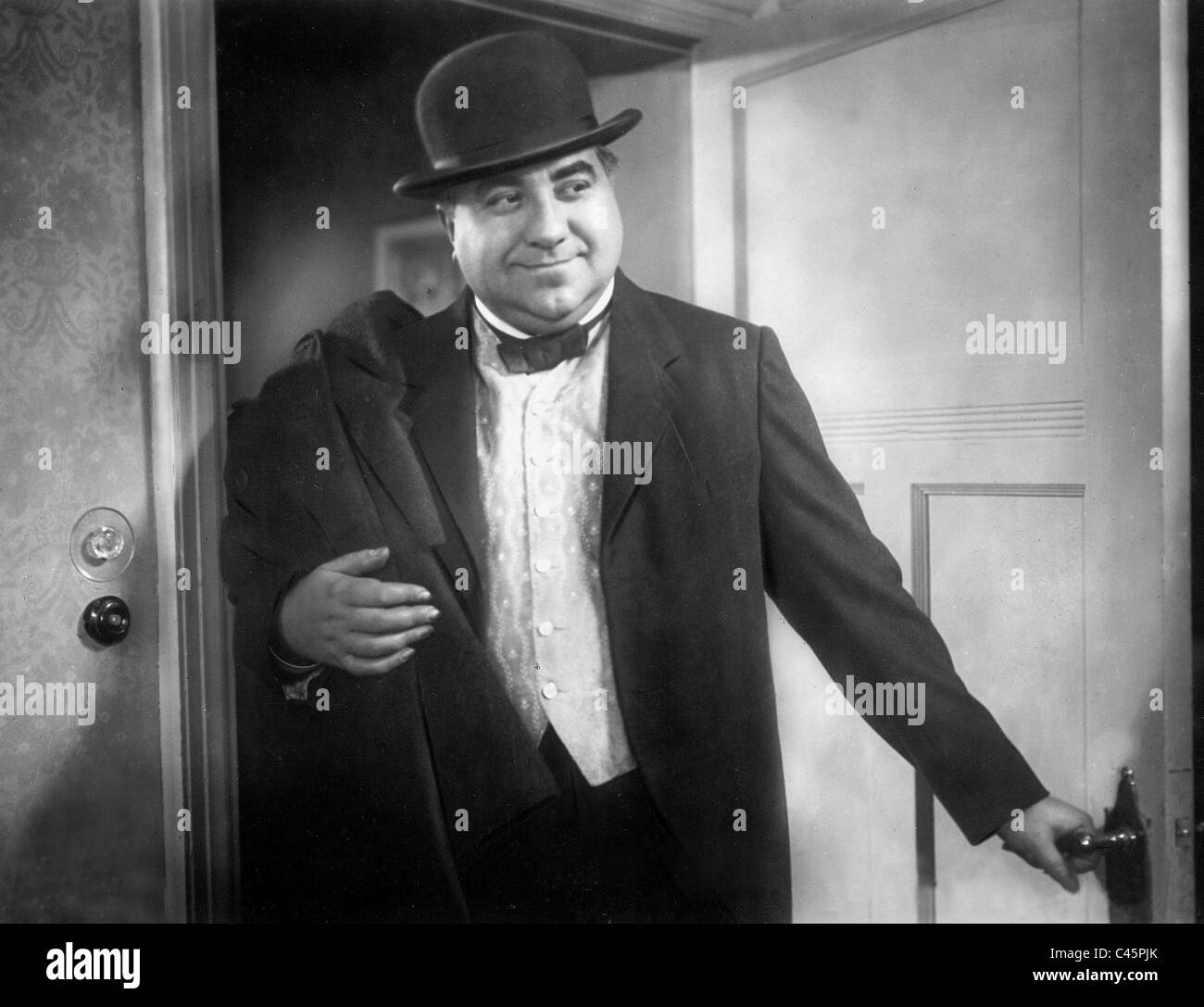 Kurt gerron hi-res stock photography and images - Alamy