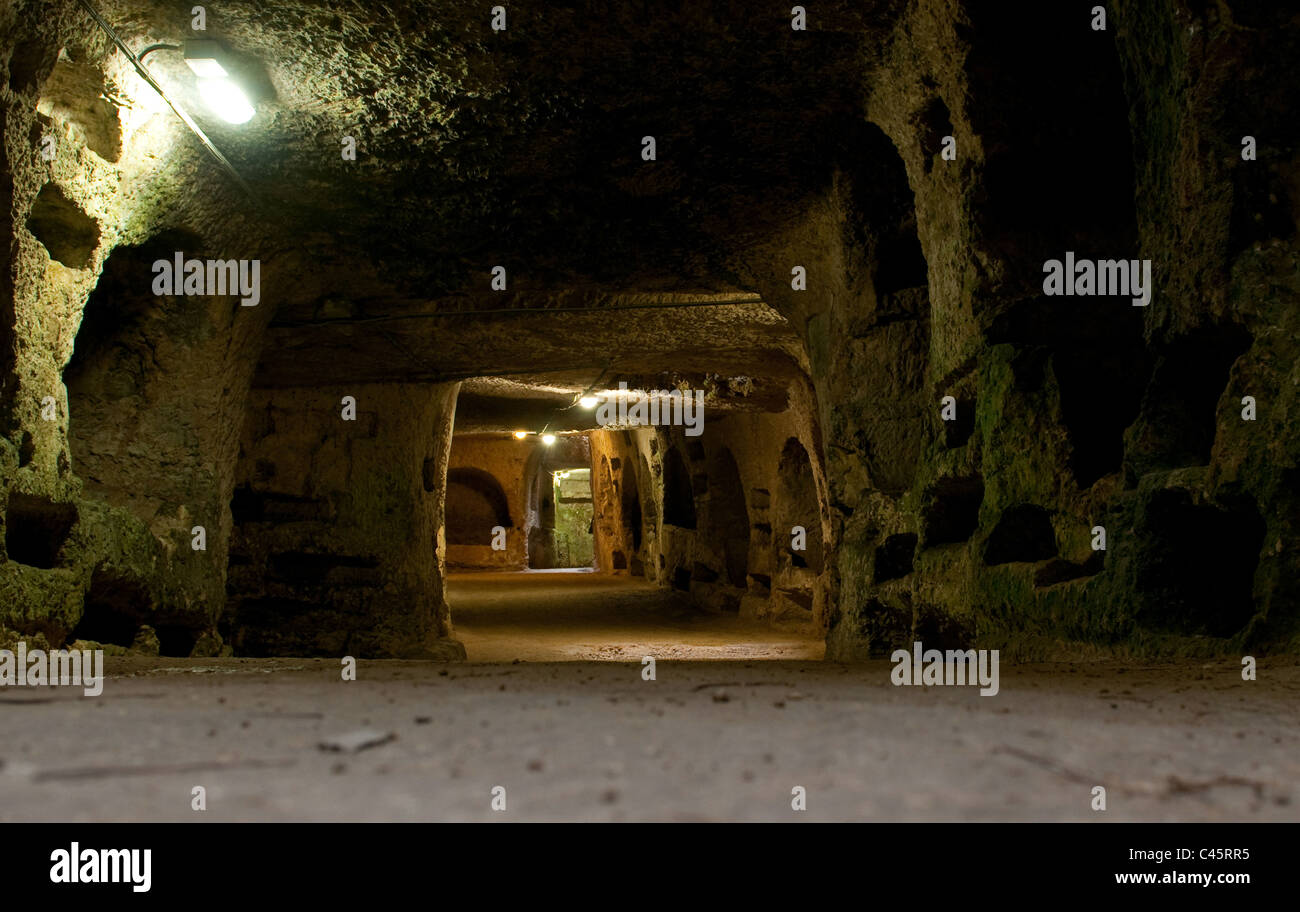 Catacombs hi-res stock photography and images - Alamy