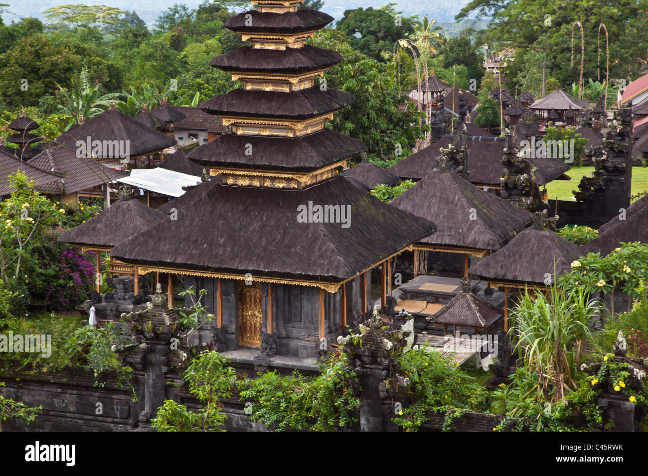 Pagoda style hi-res stock photography and images - Alamy
