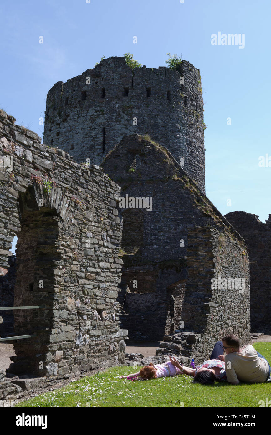 Kidwelly Castle Ruins High Resolution Stock Photography and Images - Alamy