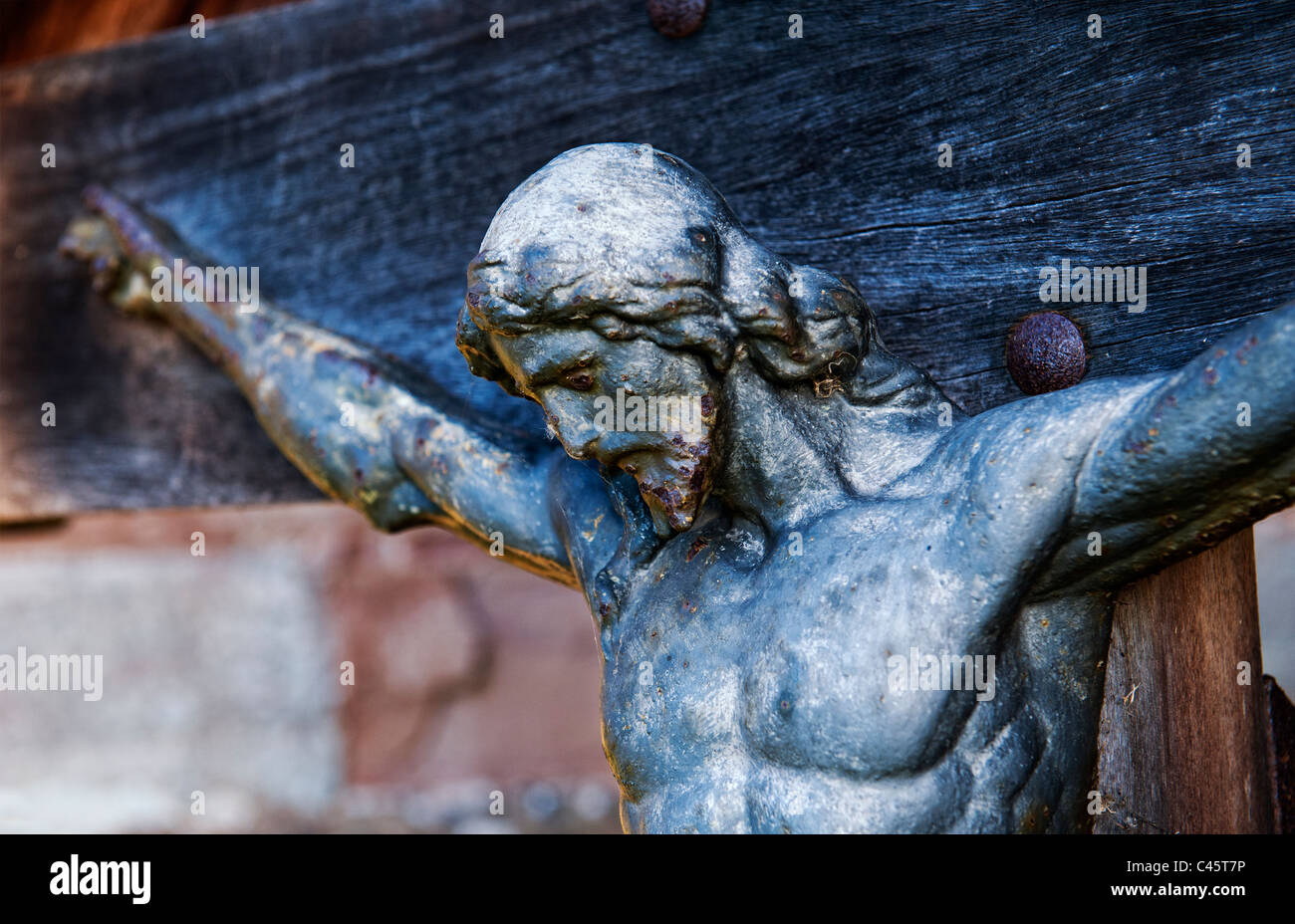 Jesus christ cross statue cemetery hi-res stock photography and images ...