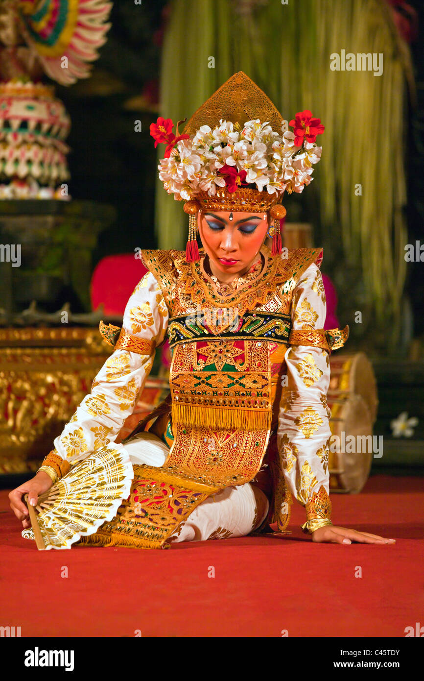 The LEGONG TRANCE DANCE is performed by the Cenik Wayah Gamelan Dance ...