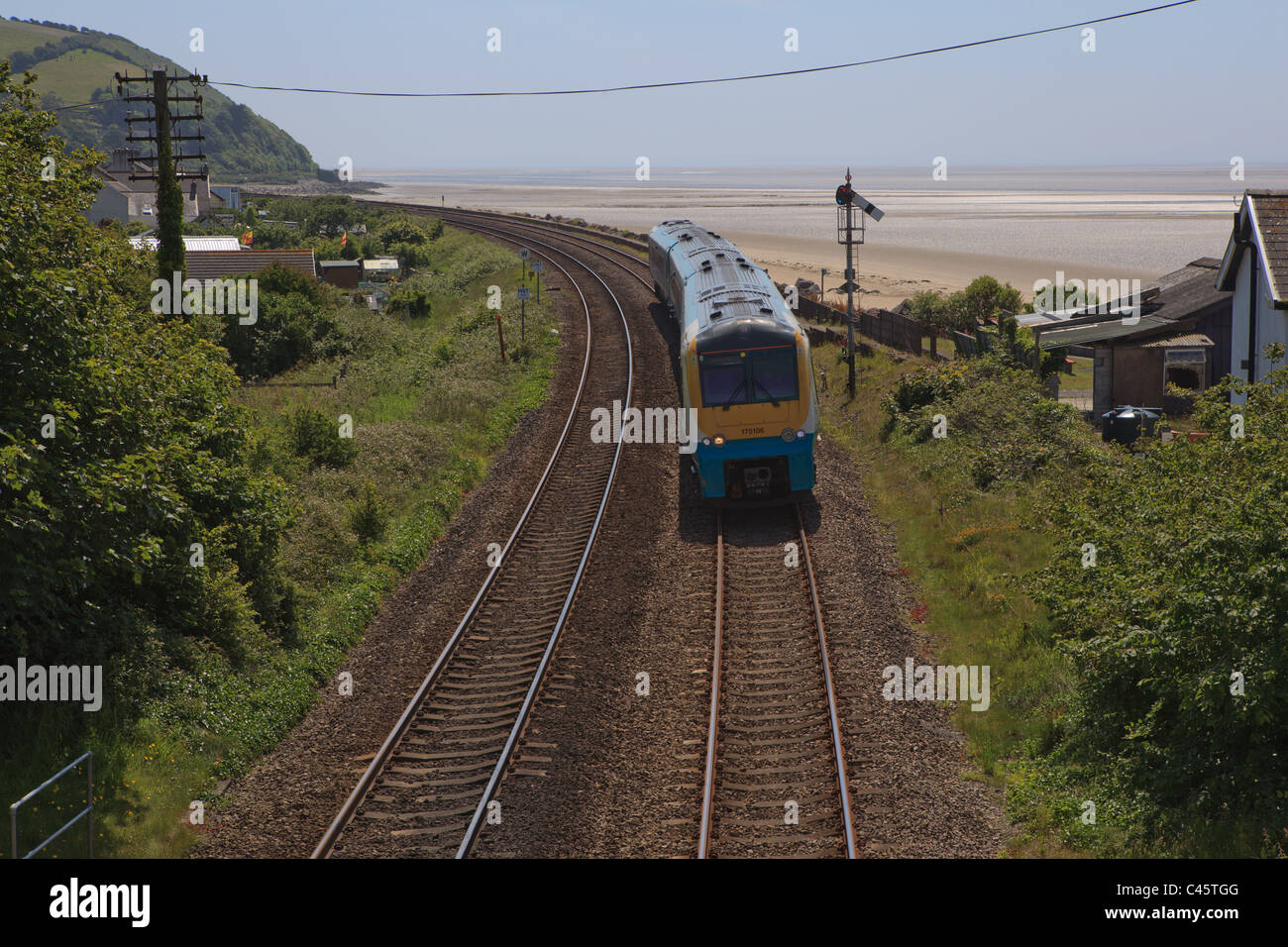 Llanelli train station hi-res stock photography and images - Alamy