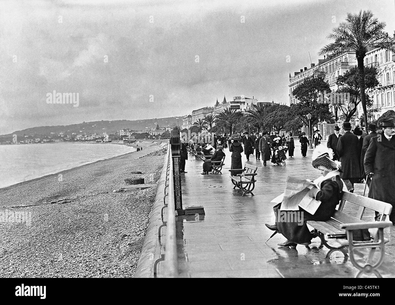 'Promenade of the English' in Nice, 1912 Stock Photo - Alamy