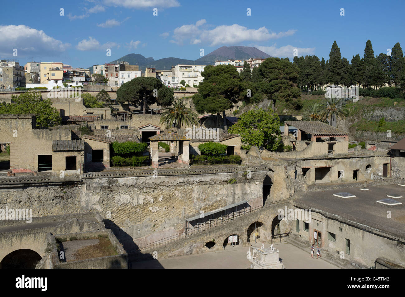 Herculaneum italy vesuvius hi-res stock photography and images - Alamy