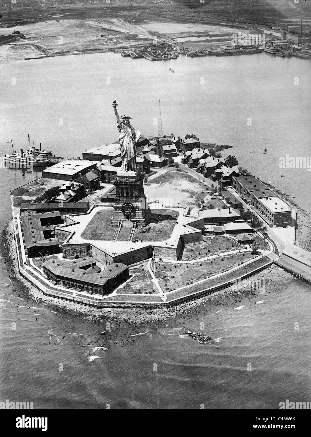 View island on new Black and White Stock Photos & Images - Alamy