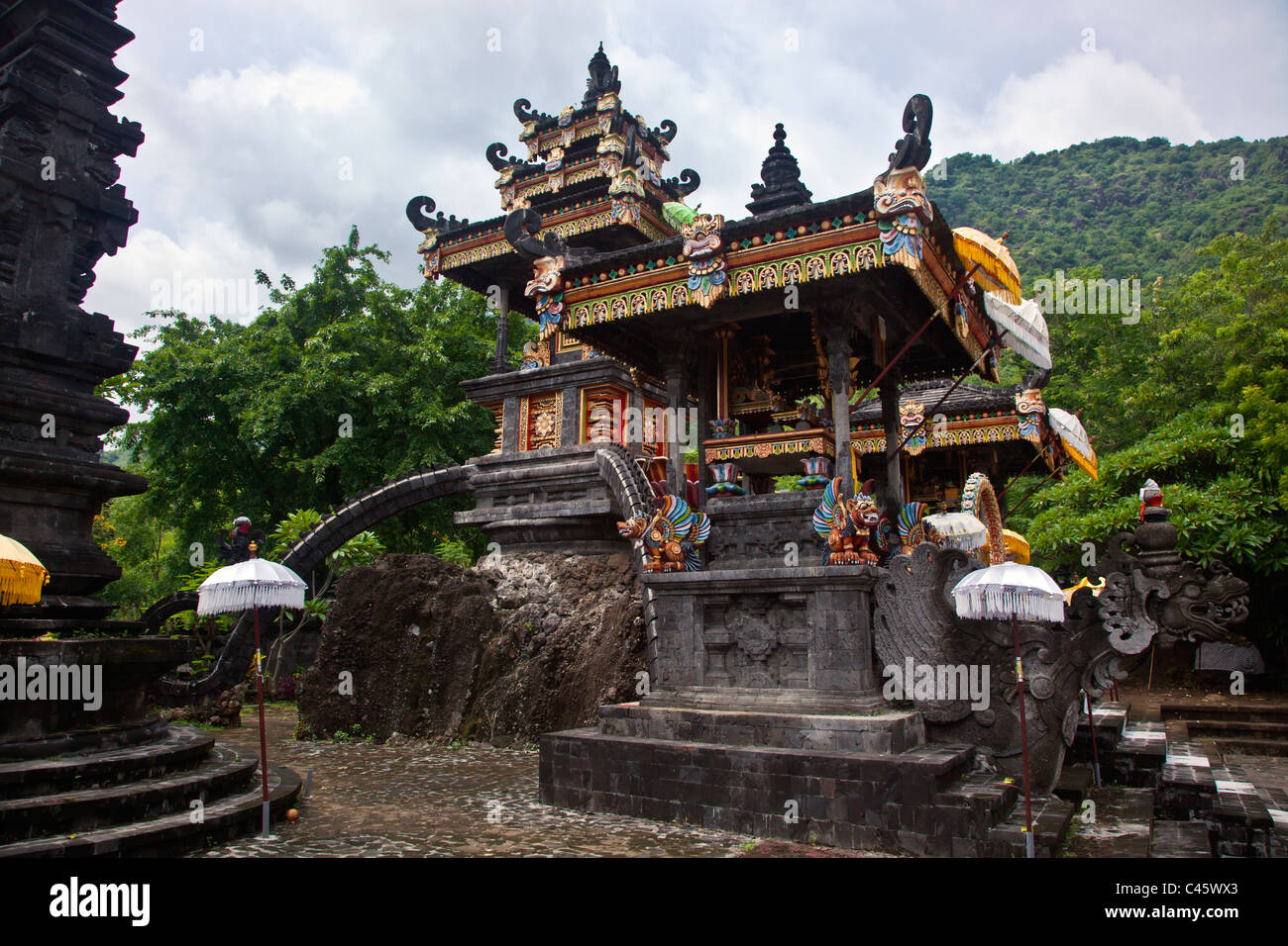 PURA MELANTING is a Hindu temple located in a beautiful agriculture ...