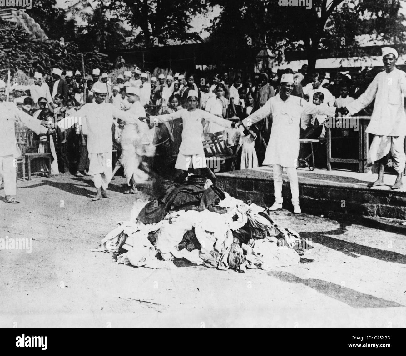 Colonial rule Black and White Stock Photos & Images - Alamy