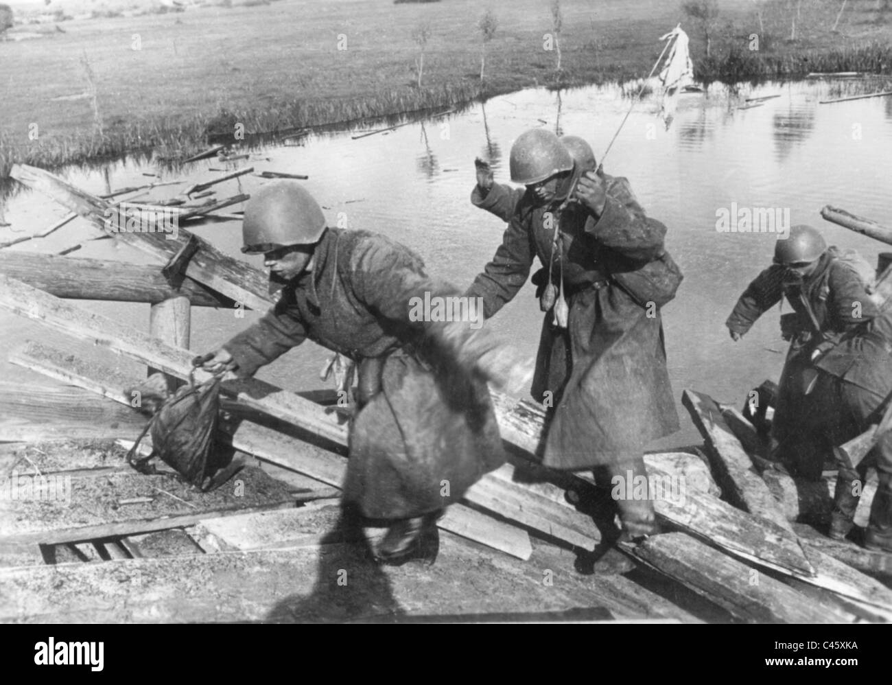 Russian soldiers surrender hi-res stock photography and images - Alamy