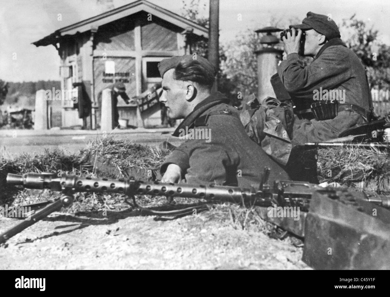 German soldiers 1944 hi-res stock photography and images - Alamy