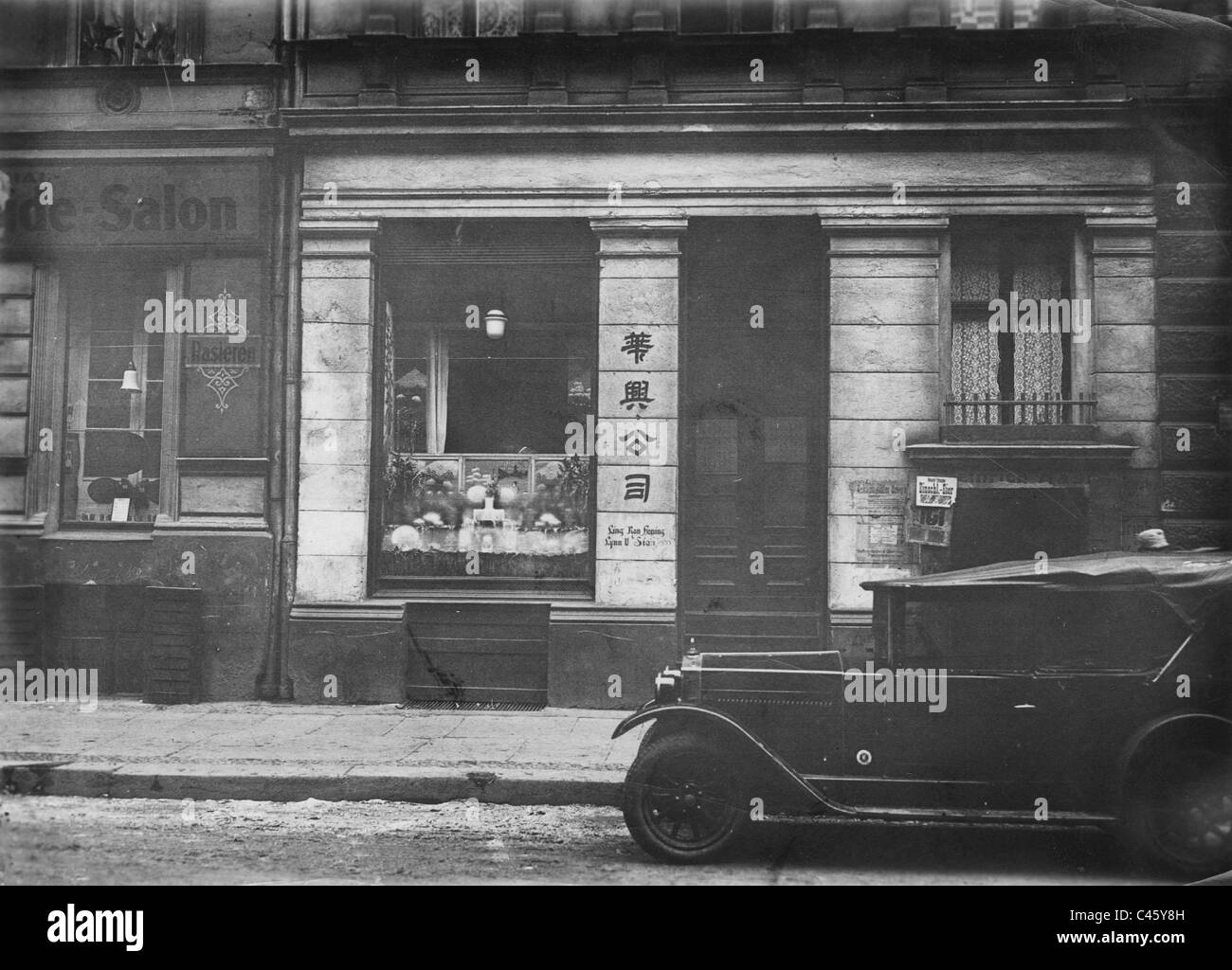 1929 berlin hi-res stock photography and images - Alamy