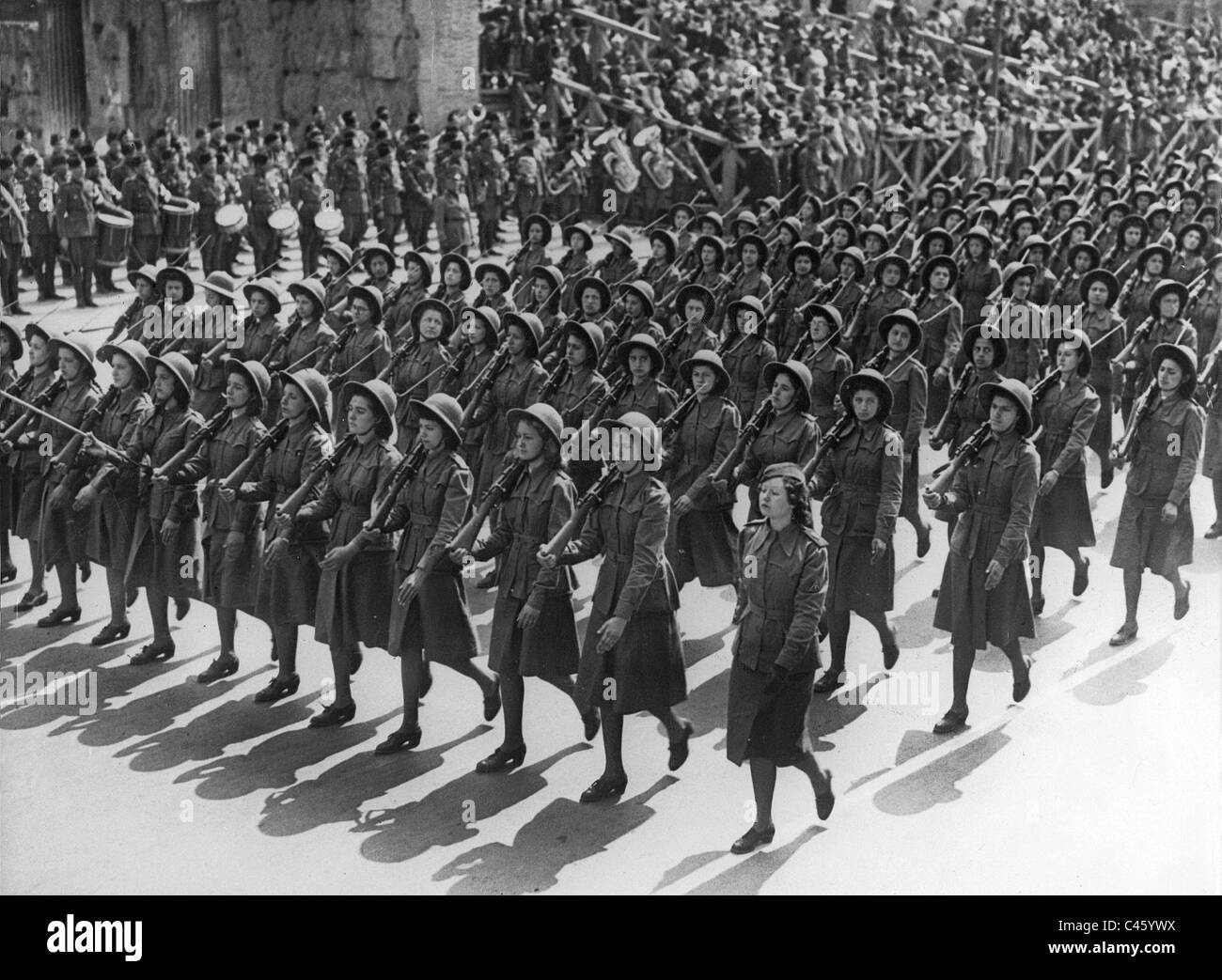 Italian fascist women High Resolution Stock Photography and Images - Alamy
