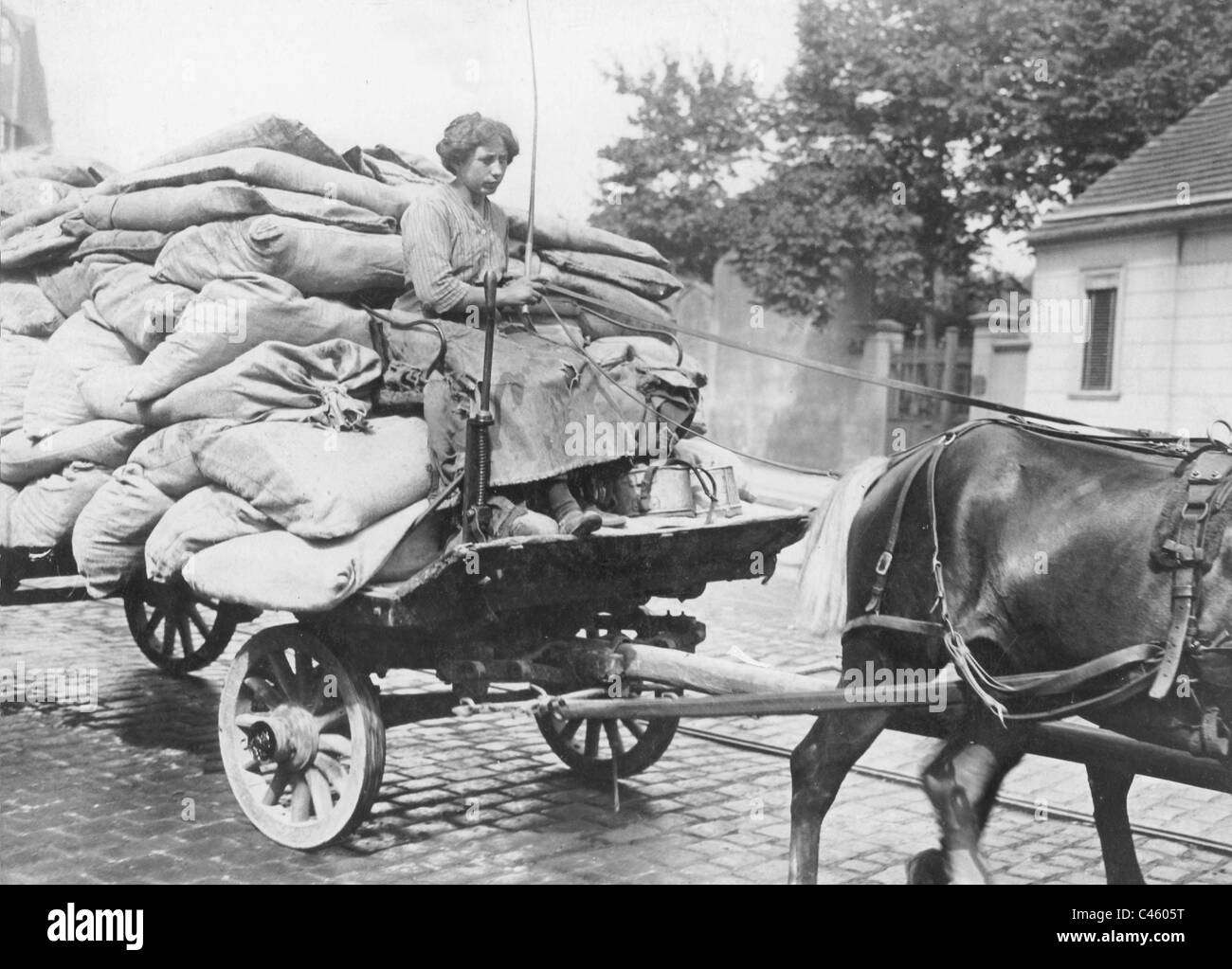 Woman driver Black and White Stock Photos & Images - Alamy