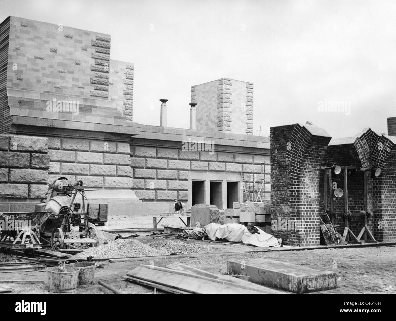 Architectural propaganda Black and White Stock Photos & Images - Alamy