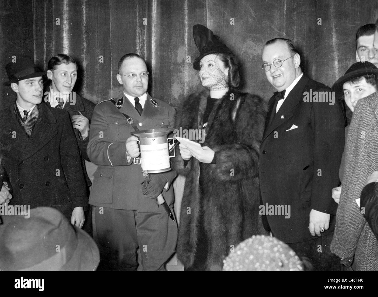 Zarah leander hi-res stock photography and images - Alamy