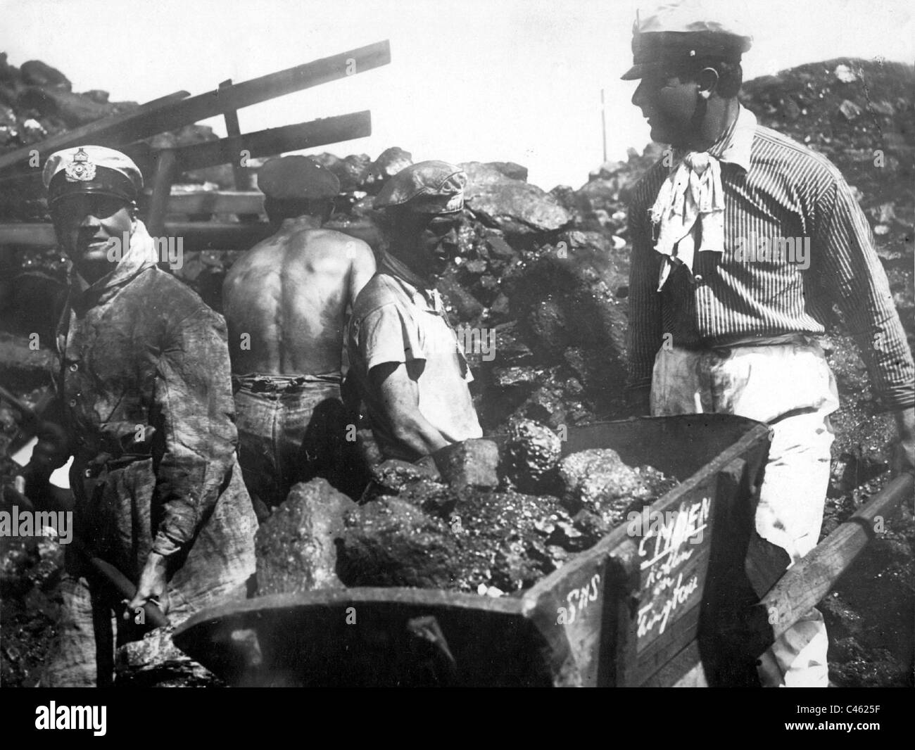 The German cruiser 'Emden' in the First World War Stock Photo - Alamy