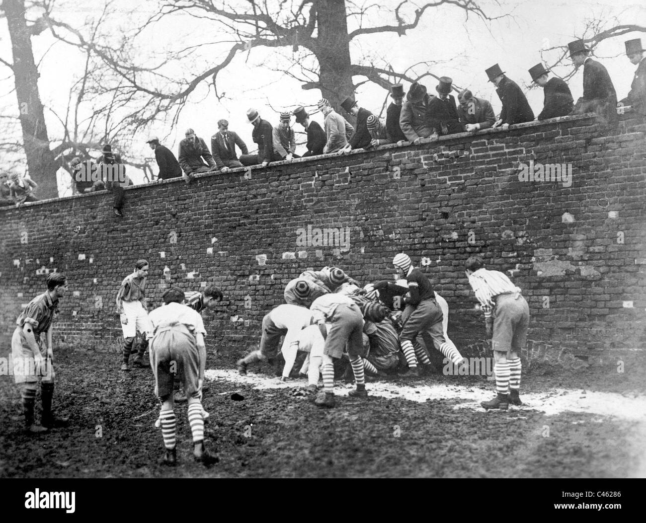 Eton wall hi-res stock photography and images - Alamy