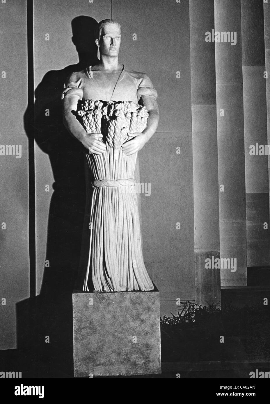 Art of the Third Reich: NS Propaganda, 1933-1945 Stock Photo - Alamy