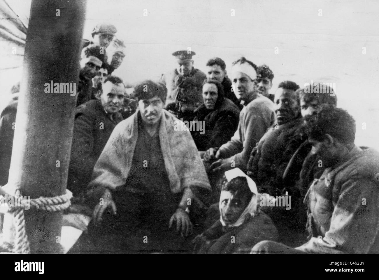 World war german u boat crew hi-res stock photography and images - Alamy