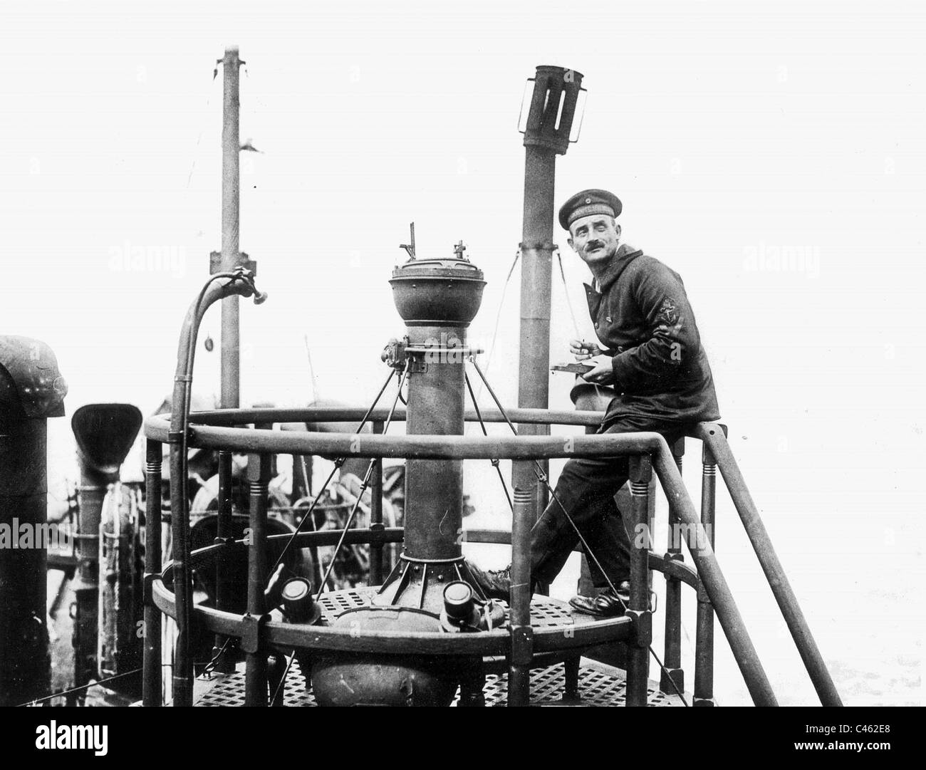 Minesweeper minesweepers hi-res stock photography and images - Alamy