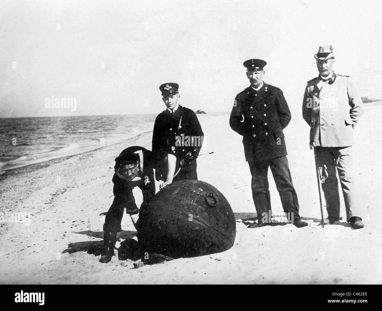 Naval mine 1918 hi-res stock photography and images - Alamy