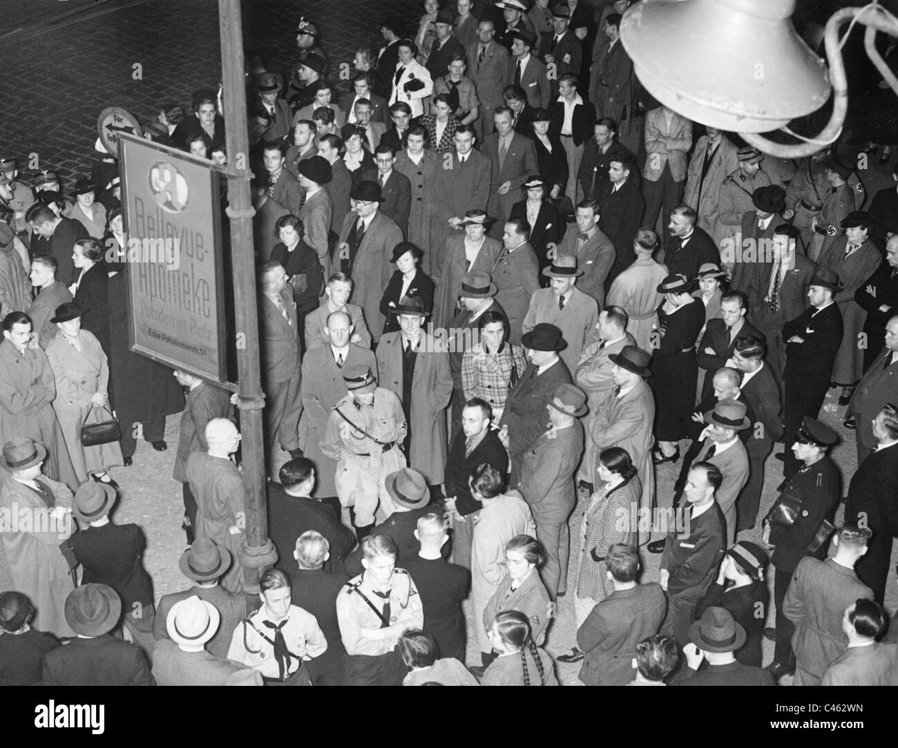 Social life nazi germany hi-res stock photography and images - Alamy