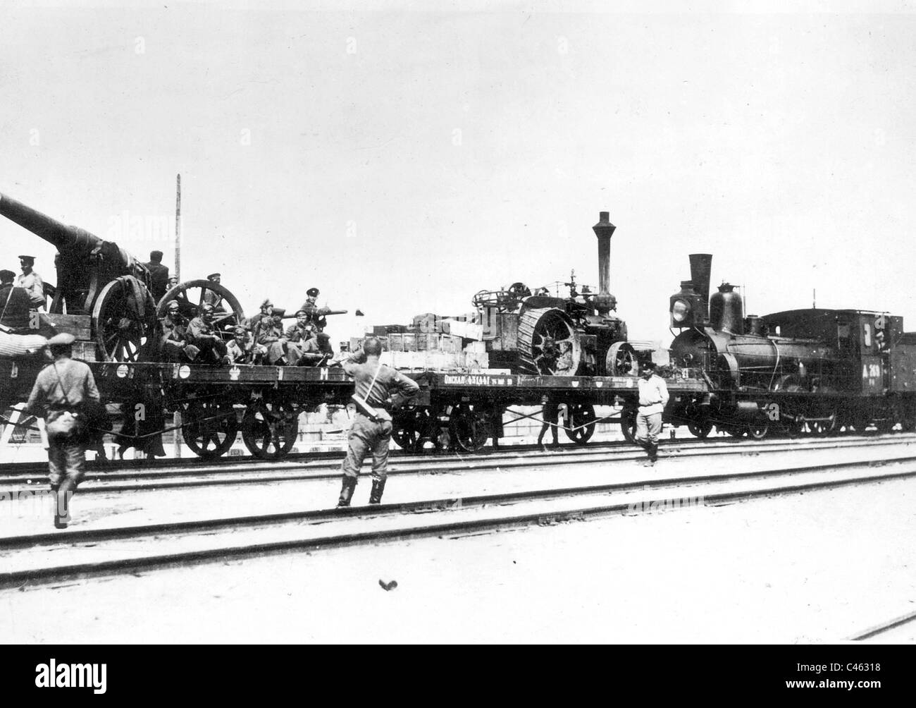 Russian artillery railway wagons hi-res stock photography and images ...