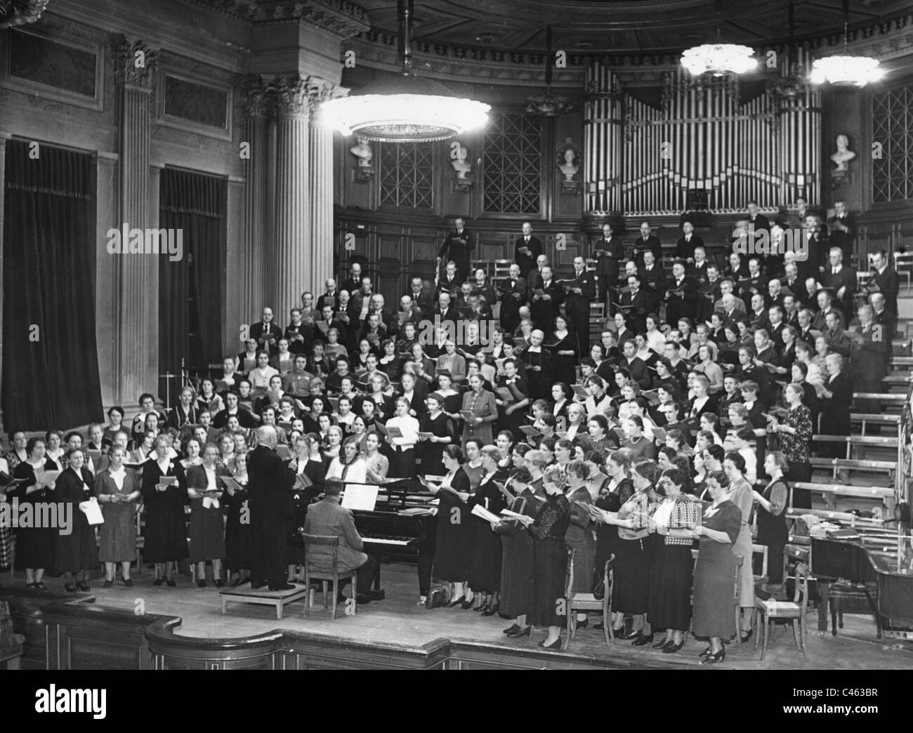 Nazi germany everyday life 1933 1945 hi-res stock photography and ...