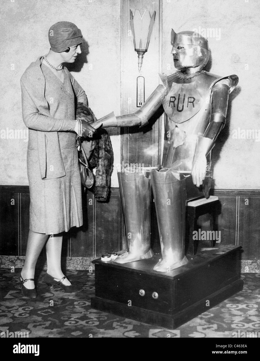 Robot human Black and White Stock Photos & Images - Alamy