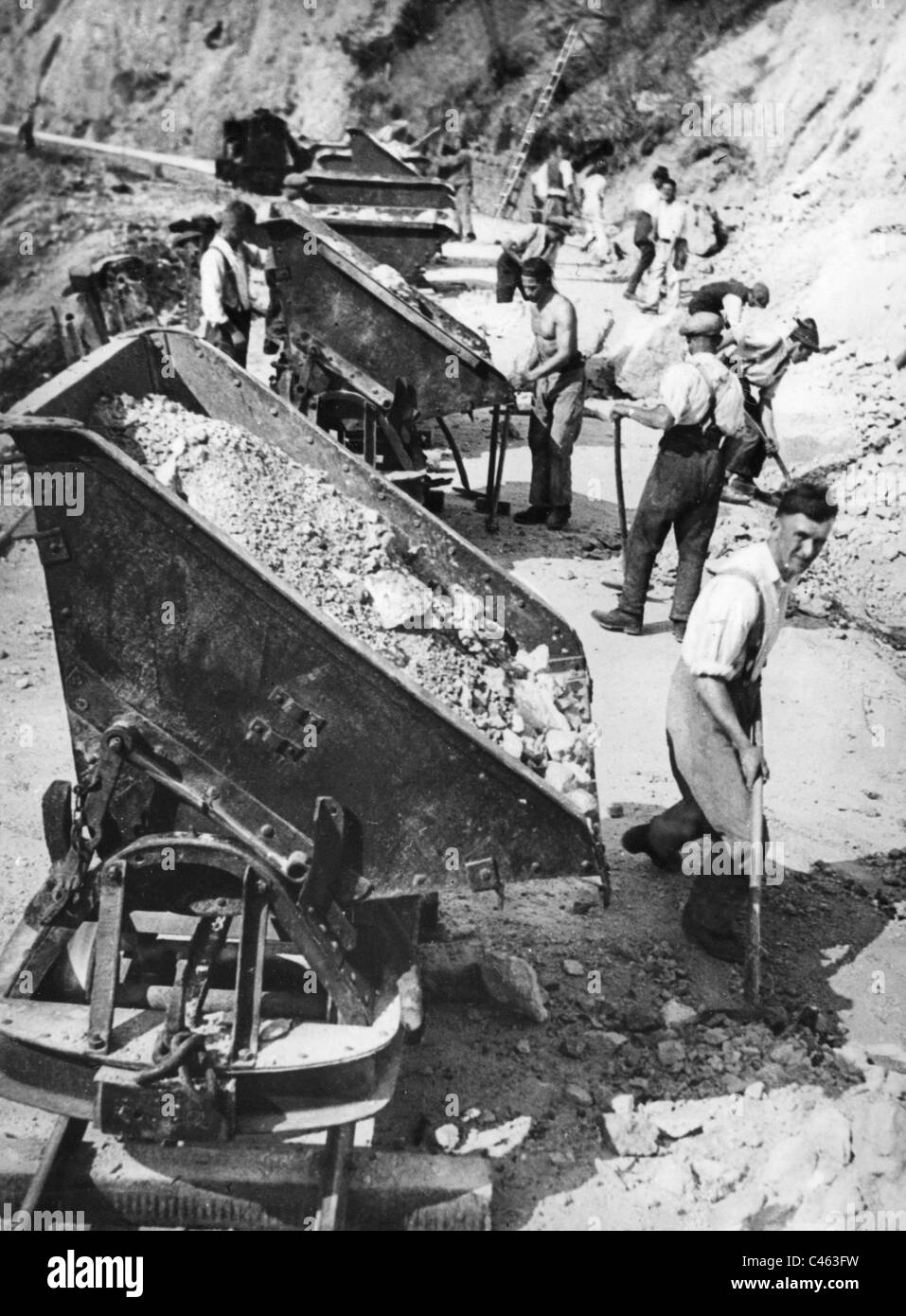 1933 autobahn germany hi-res stock photography and images - Alamy