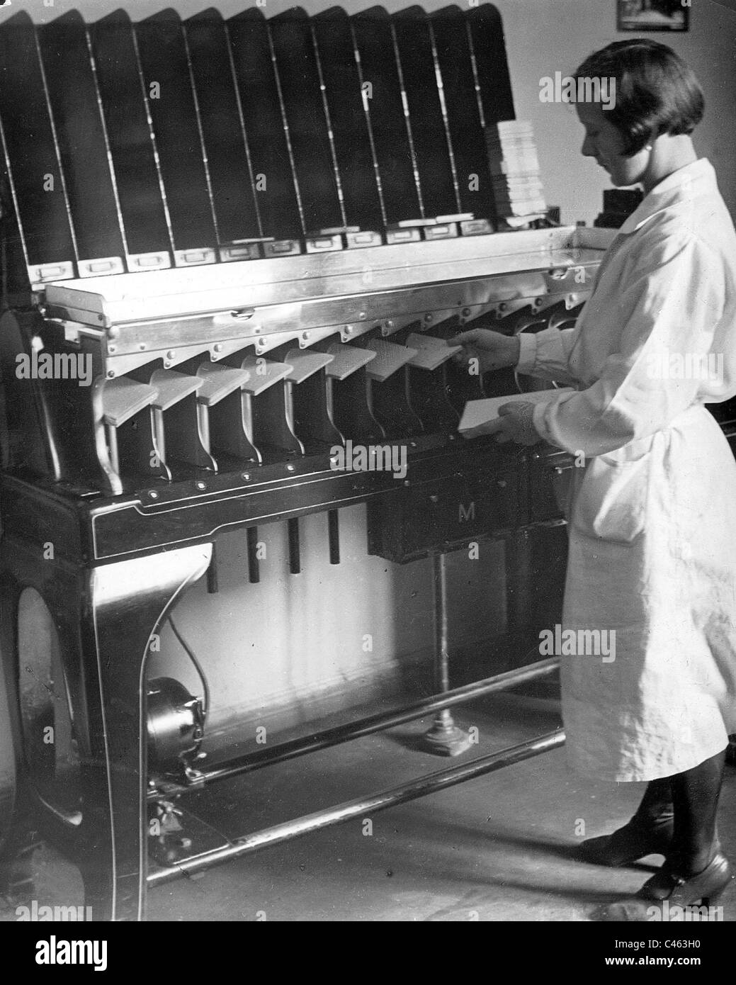 Holleriths mechanical tabulator hi-res stock photography and images - Alamy