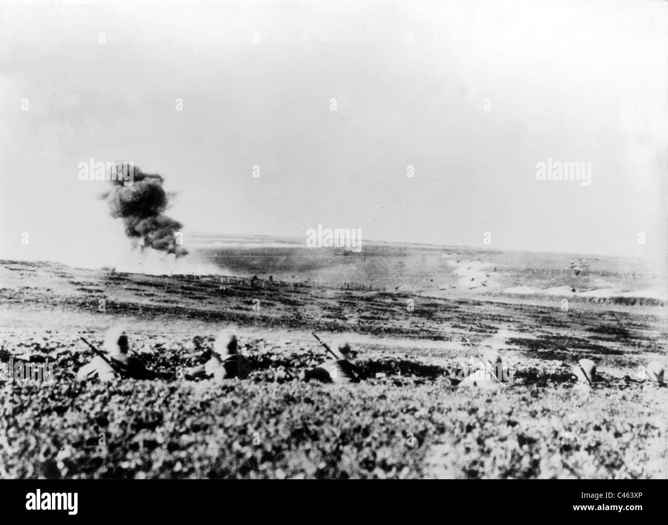 Trenches during attack hi-res stock photography and images - Alamy