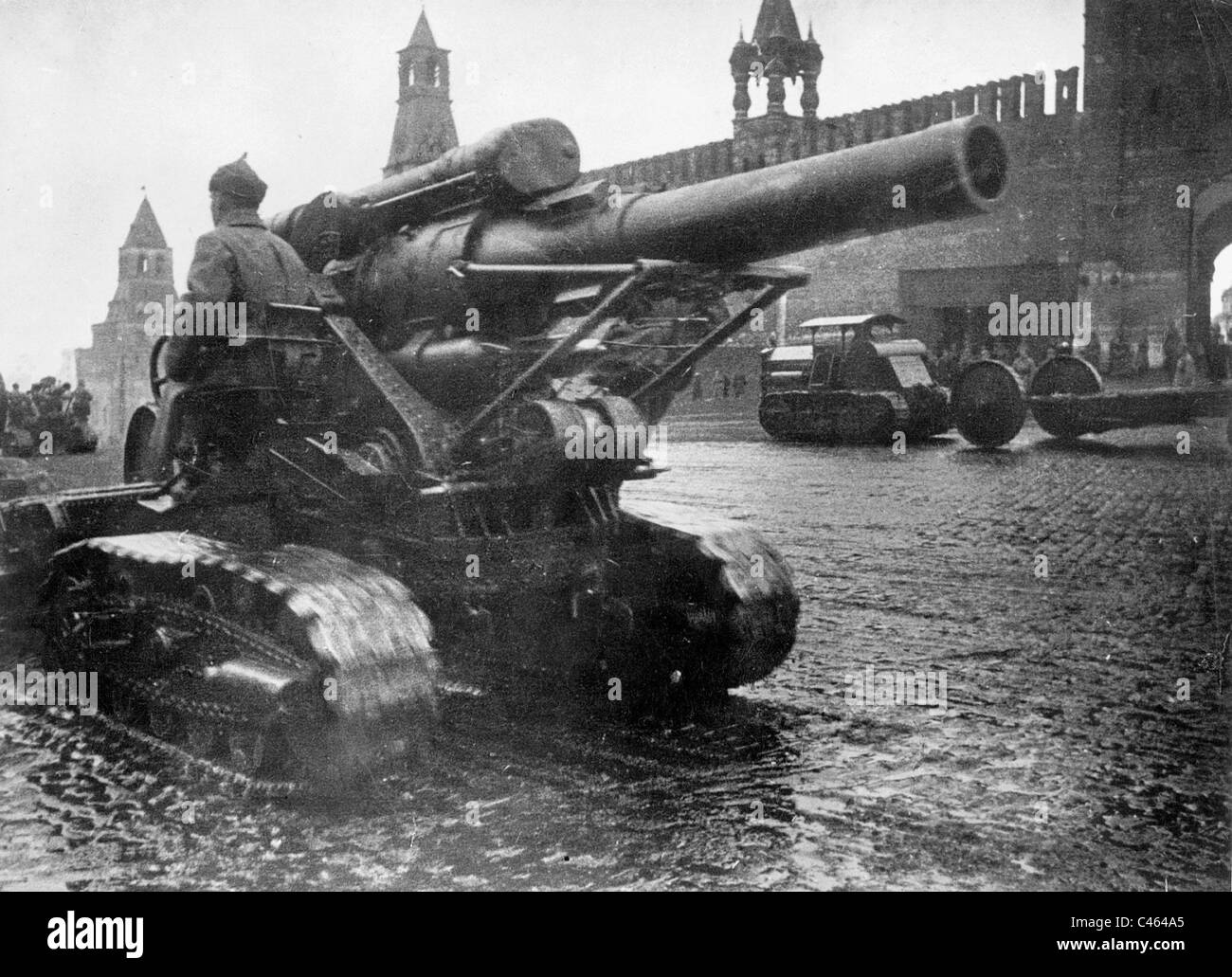 October revolution parade hi-res stock photography and images - Alamy