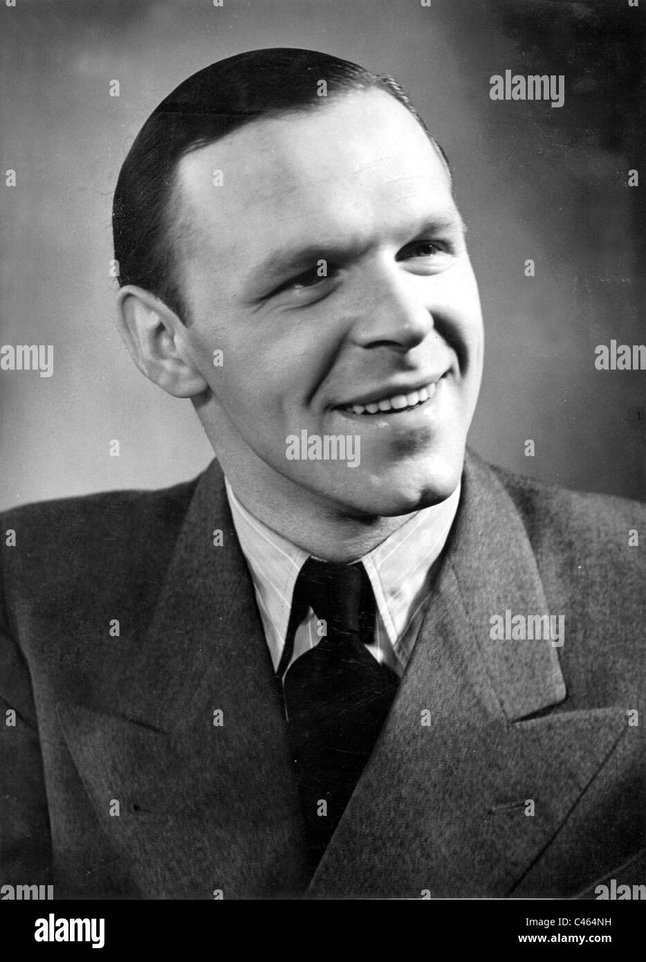 Walter Grothe's Instagram, Twitter & Facebook on IDCrawl