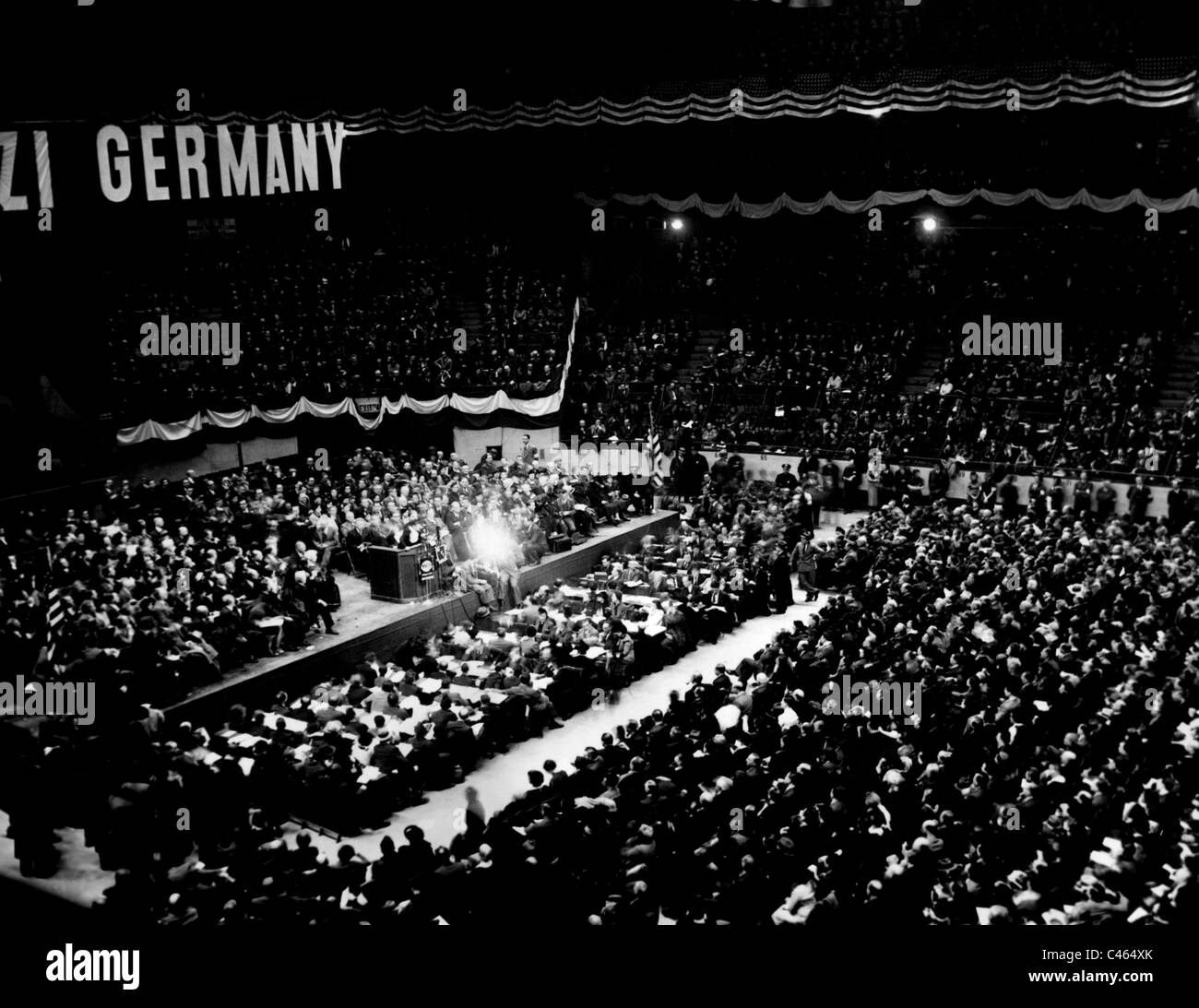 War protests 1939 hi-res stock photography and images - Alamy
