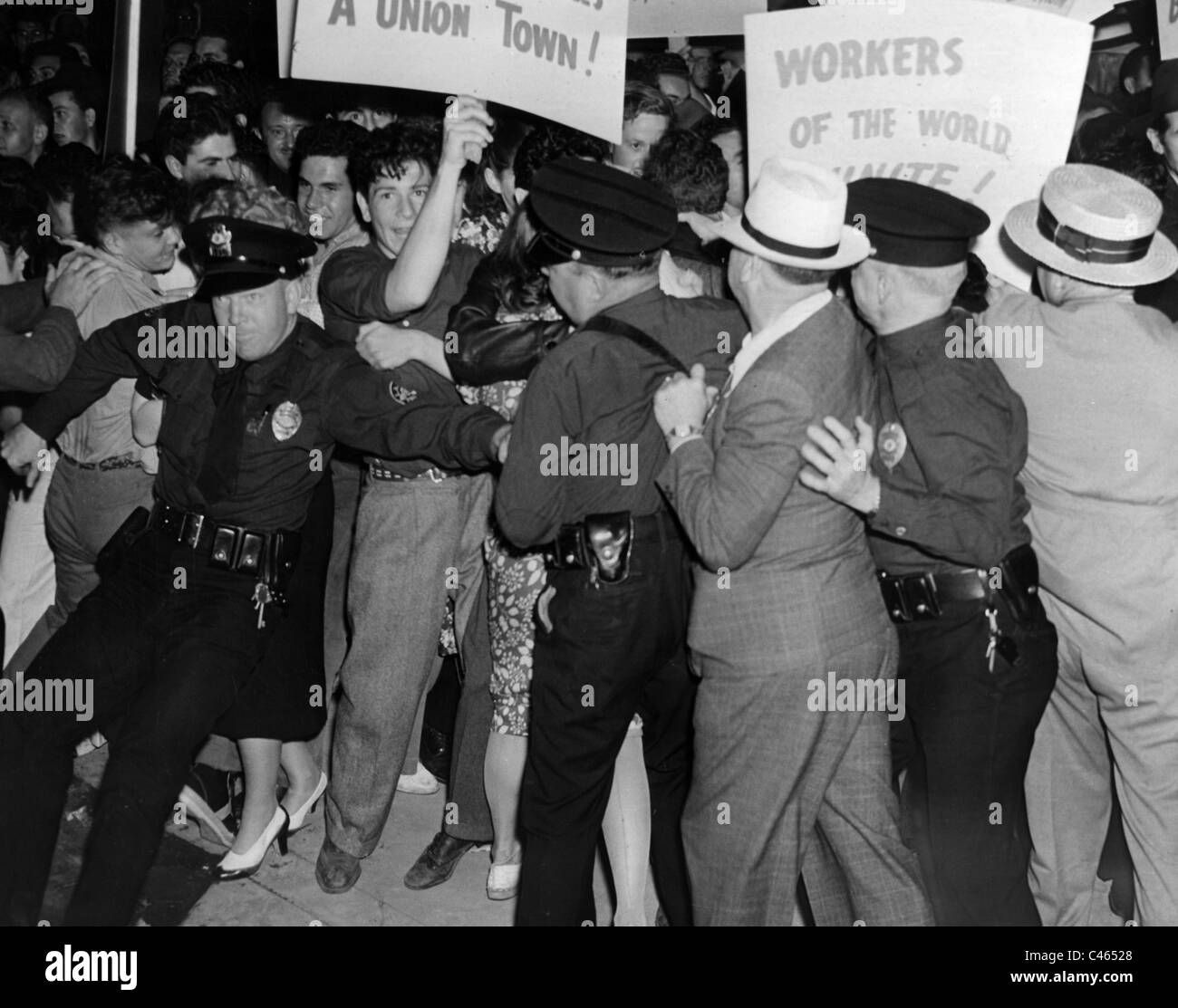 1939 protests hi-res stock photography and images - Alamy
