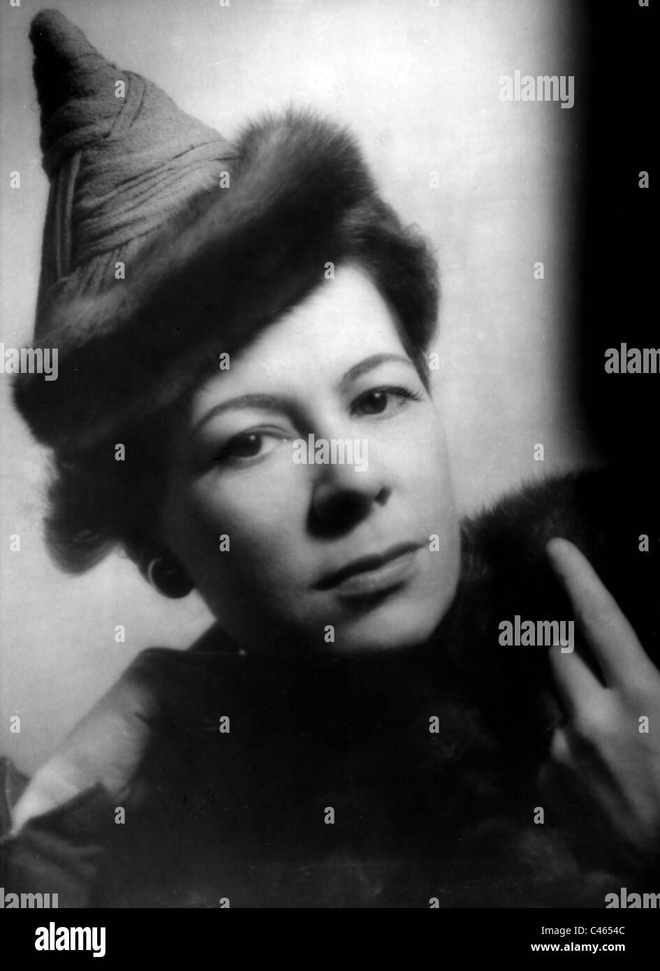 Maria Bard High Resolution Stock Photography and Images - Alamy