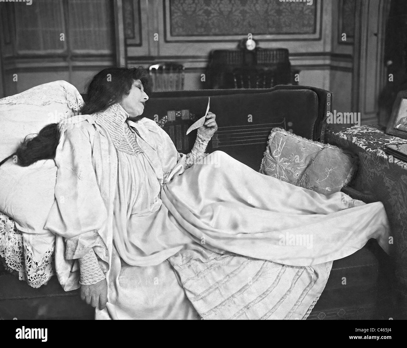 Sarah bernhardt theatre hi-res stock photography and images - Alamy